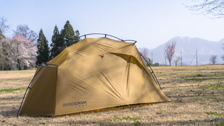 ZEROGRAM Thru Hiker 1p ZEROBONE / EL CHALTEN ZEROBONE 1.5Pレビュー 今どきな快適さをしっかり押さえつつ、さりげない個性も魅力なダブル ...