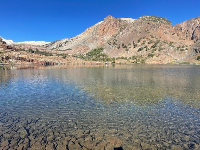 イースト・シエラネバダ山脈の美しい山々の絶景を堪能できる秀逸なトレイル Twenty Lakes Basin Loop Trail【歩かずに ...